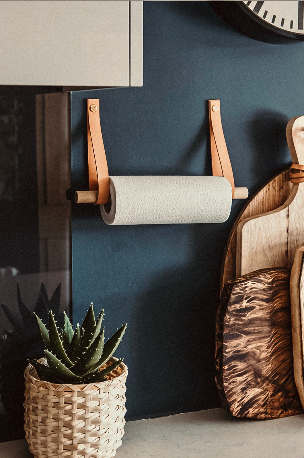 Kitchen roll handle – Konoc